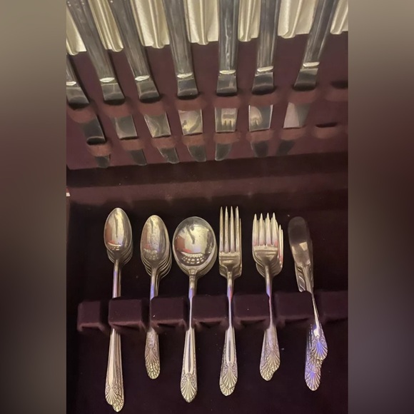 Dining | Crown Silverplate Radiance Flatware Set 49 Pcs Service For 7 ...